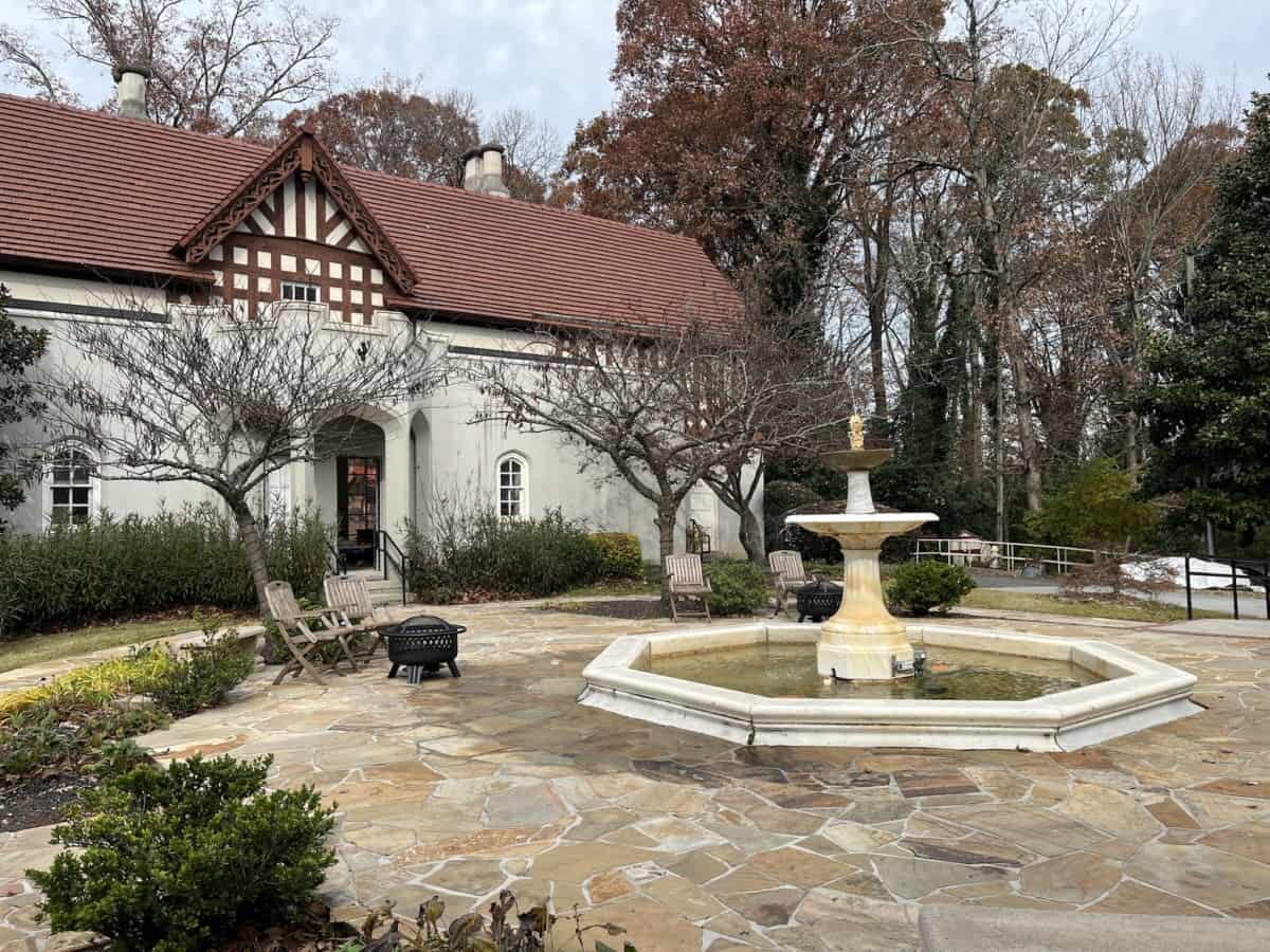 Callanwolde Winter House • Finding Family Adventures