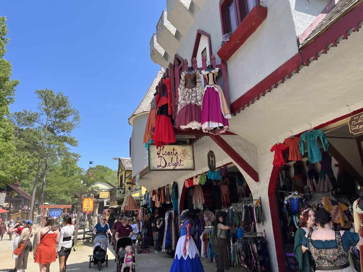 Georgia Renaissance Festival - Fairburn, GA • Finding Family Adventures